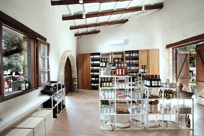 Manousakis Winery Shuttle Service Tour and Taste - Key Points