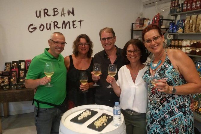 Marbella old town tour with Tapas and Wines - Introduction to Marbellas Old Town Tour