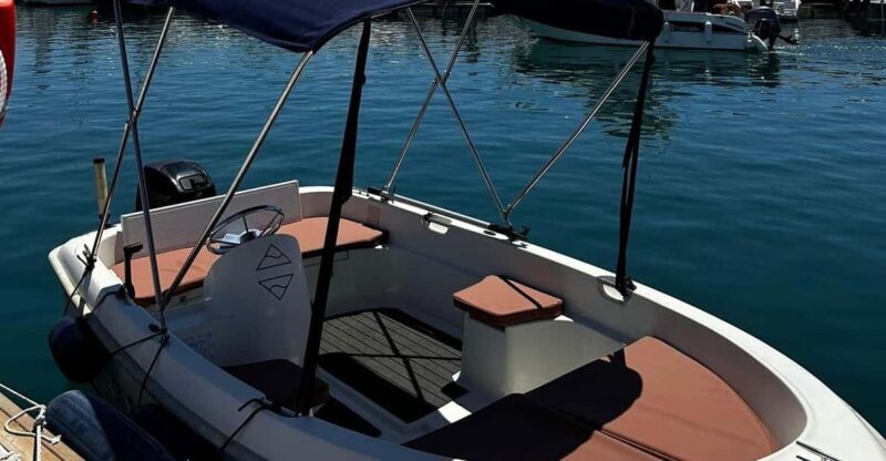 Marbella: Puerto Banús Boat Rental with No License Needed - Key Points