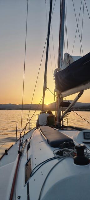 Marbella: sunset sailboat trip Drinks-Snacks,2 hour - The Value of the Experience