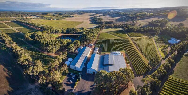 Margaret River: Indulge and Discover Food and Wine Tour - An Inside Look at the Margaret River Food and Wine Tour