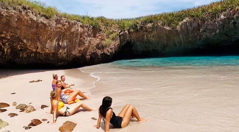 Marietas Islands and its Hidden Beach: Small Groups Tours - Introduction to the Marietas Islands Small Group Tour