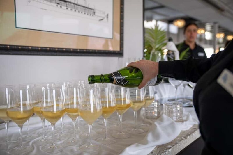 Marina del Rey: Champagne Brunch Cruise - The Experience Itself: What to Expect