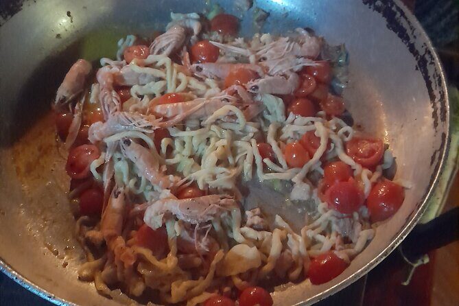 Market Tour and Cooking Class with a Venetian Sailor - Exploring the Rialto Market