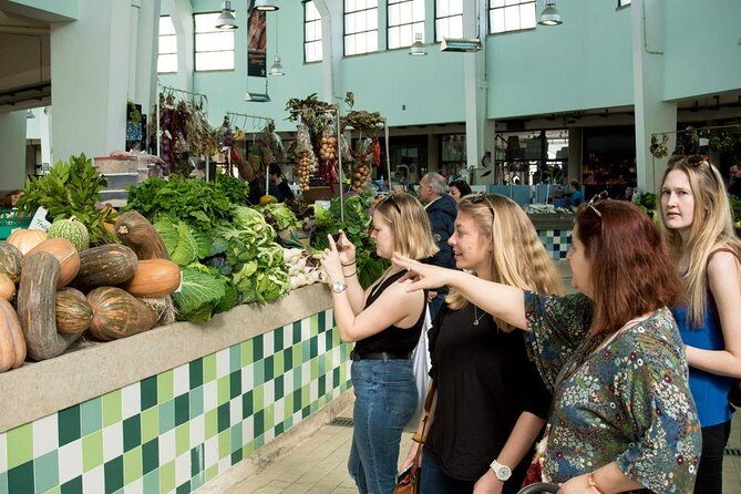 Market Tour, Cooking Class And Lunch At Mercado de Arroios - Key Points