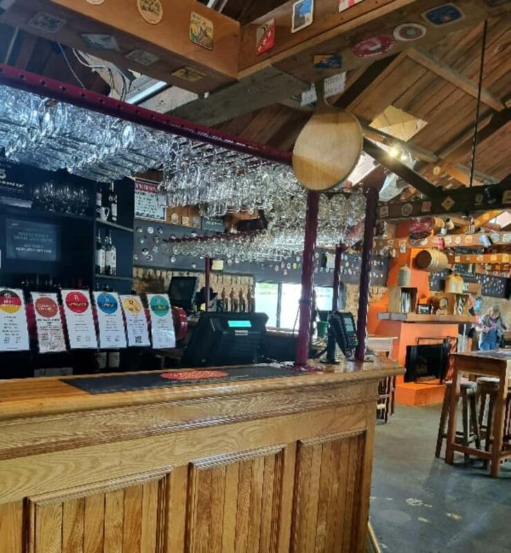 Marlborough: Craft Beer, Roots Gin, and Whisky & Wine Tour - Detailed Breakdown of the Itinerary