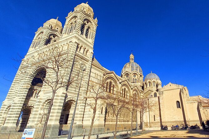 Marseille Guided Tour for 2.5 Hours with a Bilingual Local Guide - Visit Abbaye Saint Victor