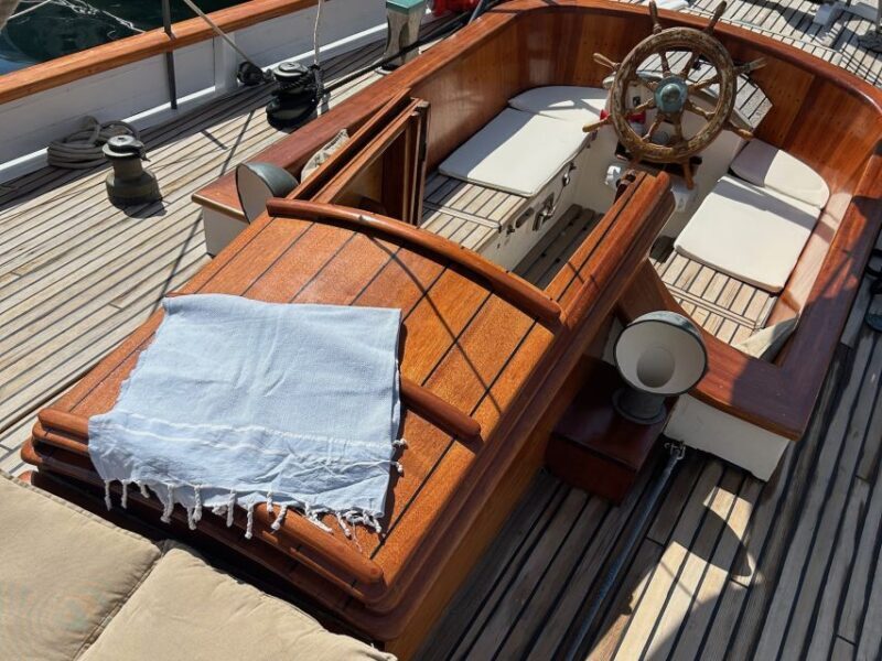 Marseille: Sailboat Cruise with Lunch, Swim & Organic Wine - Key Points  