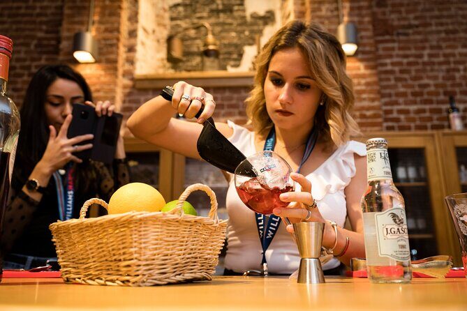Martini Cocktail Experience in Pessione, Italy - An In-Depth Look at the Martini Cocktail Experience