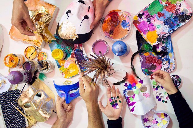 Mask-making workshop in the heart of Venice - Key Points  