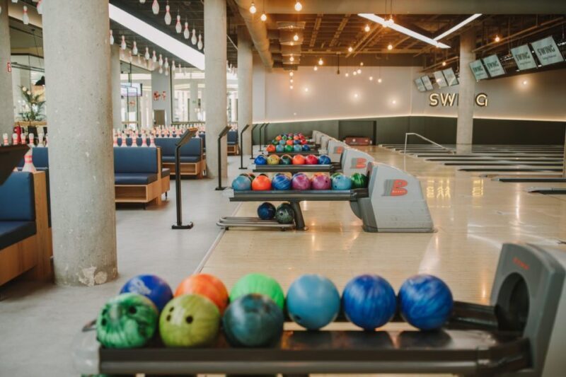 Maspalomas: Bowling Session Entry Ticket at Holiday World - A Deep Dive Into the Bowling Experience