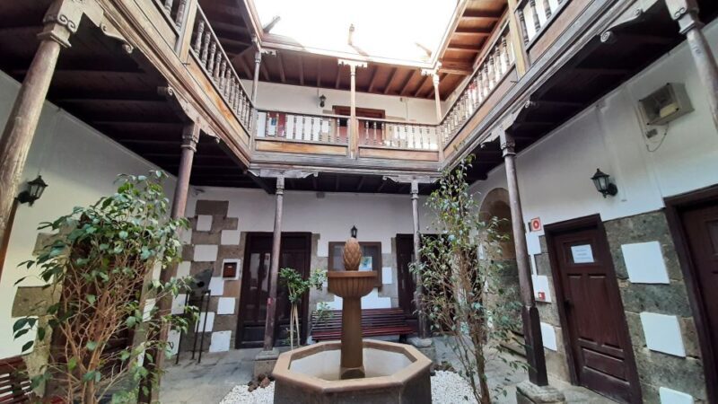 Maspalomas: Roque Nublo - hiking on volcanoes by Sky Rebels - Key Points