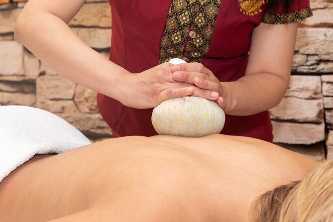 Massage of your choice for a couple of 60 min in the same room at THAI SPA MASSAGE - Who Should Consider This Experience?