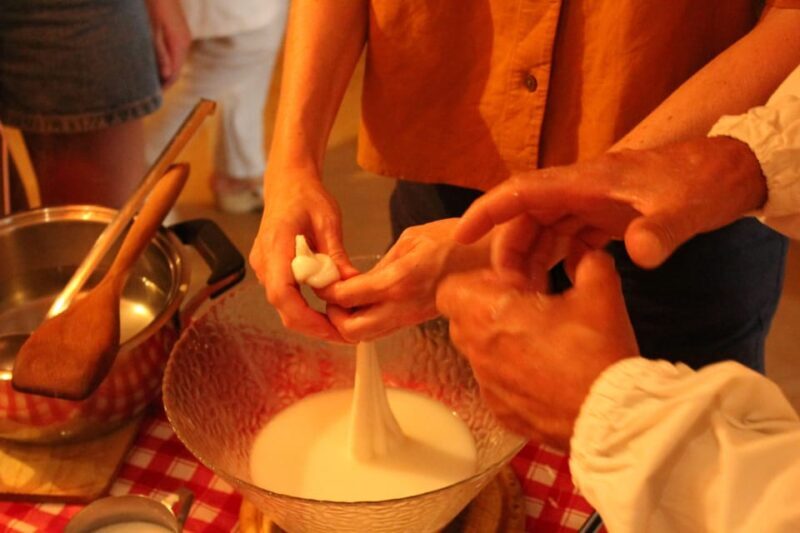 Matera: Mozzarella and Cheese tasting with a Cheesemaker - Key Points