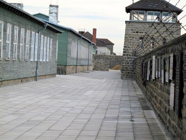 Mauthausen Memorial Private Day Trip from Vienna - Key Points