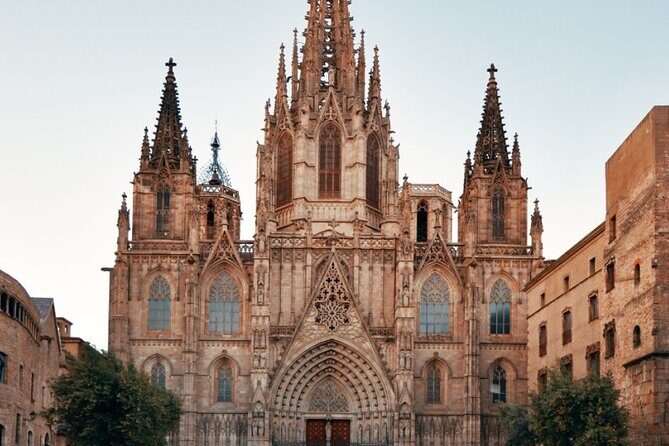 Max 6 People Full-Day Tour Barcelona, Sagrada Familia, Parc Guell - In-Depth Look at the Itinerary