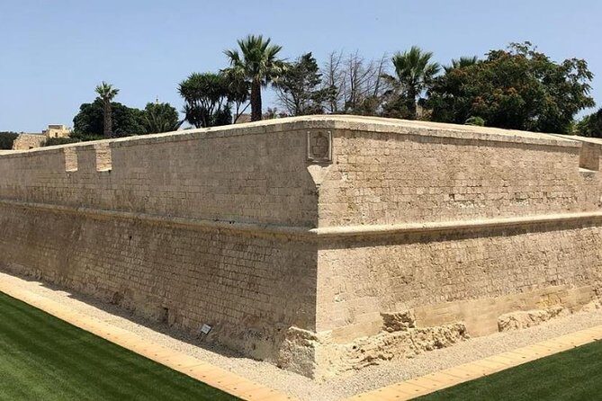 Mdina and Rabat Walking Tour inc. Catacombs and St. Paul's Grotto - Exploring Mdina’s Walls and Gates