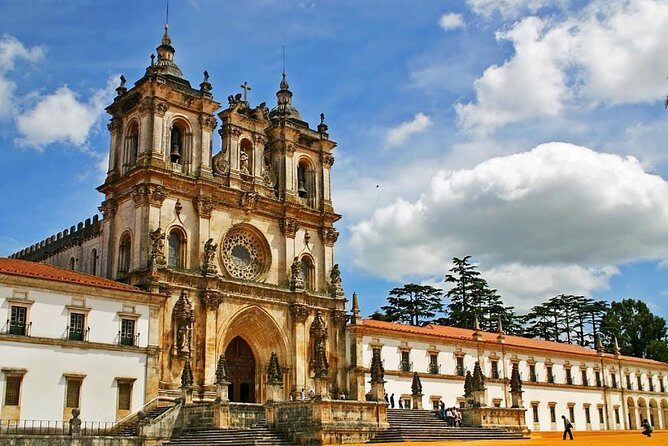 Medieval Knights Templar and Alcobaça Private Day Trip from Lisbon - Price and Value Considerations