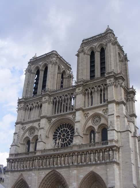 Medieval Paris Private 2h Walking Tour - Key Points