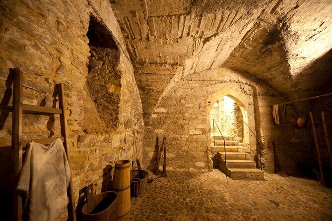 Medieval Underground Tour - Key Points