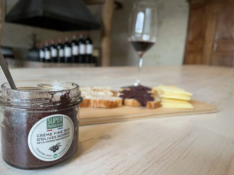 Medoc Afternoon Wine Tour, 2 Wineries, tastings & delicacies - Authentic Food Pairings and Local Delights