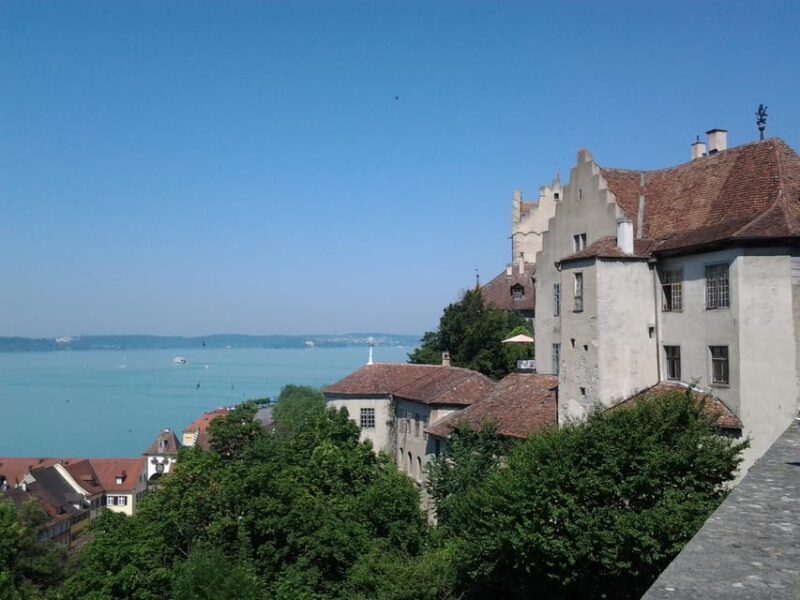 Meersburg: Public city tour with wine tasting - The Itinerary in Detail