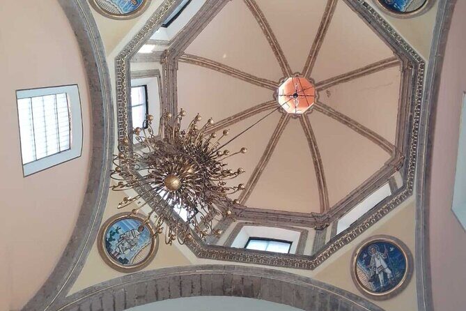 Meet the iconic Basilica of Guadalupe in Mexico City - An Authentic Introduction to a Sacred Site