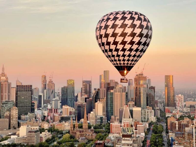 Melbourne: 1-Hour Hot Air Balloon Flight at Sunrise - Key Points