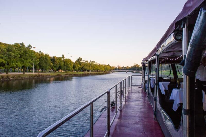 Melbourne: 4-Course Dinner Cruise with Drinks - FAQ