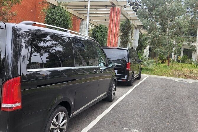 Melbourne Airport to City Transfer by Luxury Car - Key Points