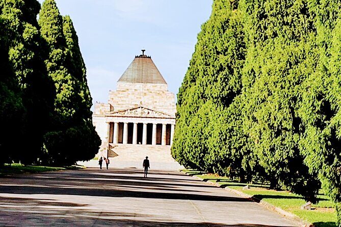 Melbourne and Moonlit Sanctuary Shore Excursion - FAQs