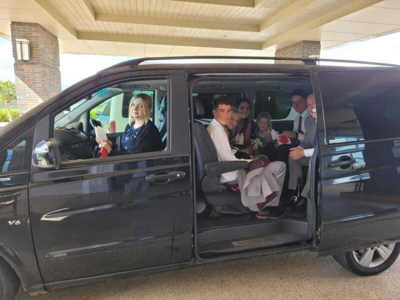 Melbourne CBD Sightseeing Private Tour  Up to 14 travellers - Key Points