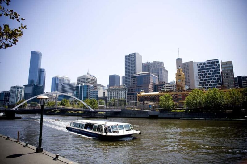 Melbourne City Cruise with Tea, Coffee, and Commentary - Key Points