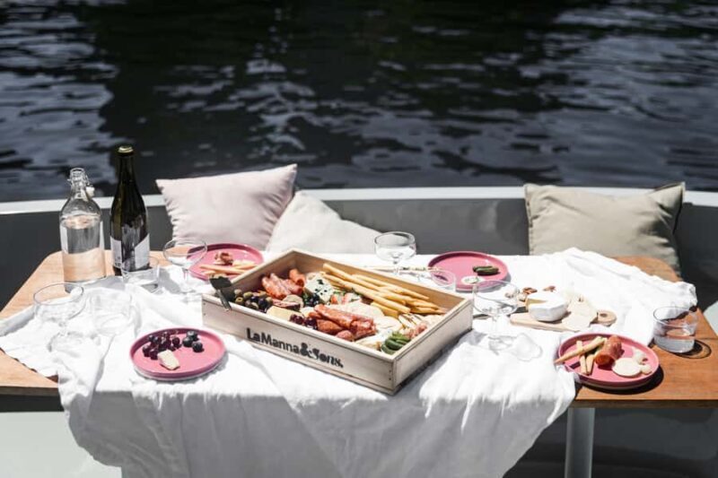 Melbourne: Electric Picnic Boat Rental on the Yarra River - Practical Tips for Your Day on the Water