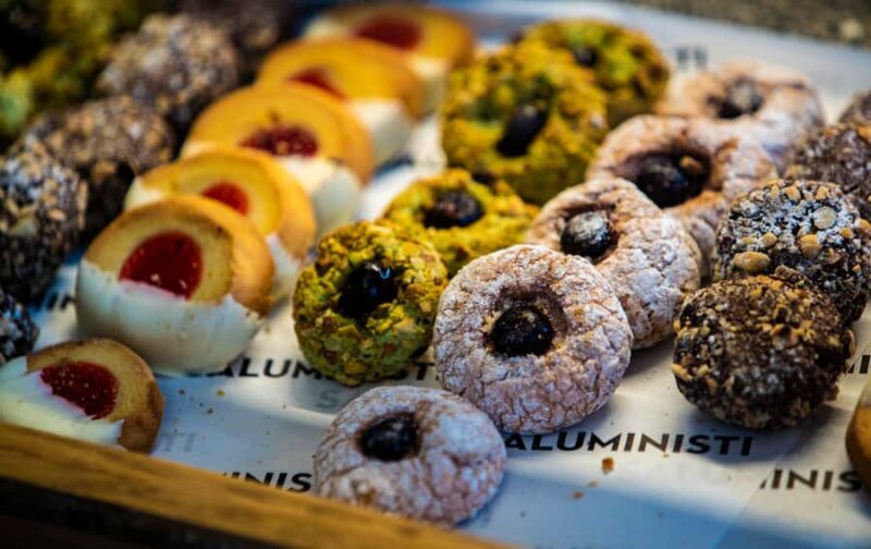 Melbourne: Guided Walking and Foodie Tour - Key Points