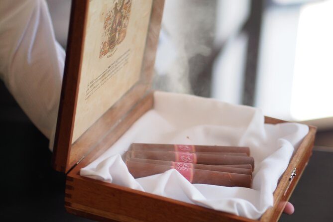 Melbourne Lanes & Arcades Chocolate and Dessert Walking Tour - A Deep Dive into the Tour Experience