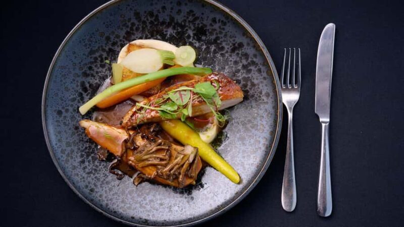 Melbourne: Skydeck and Altitude Dining Experience - Key Points