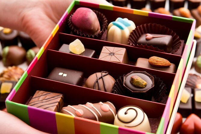 Melbourne Snow Trip to Lake Mountain with Chocolates & Waterfalls - Who Should Book This Tour?