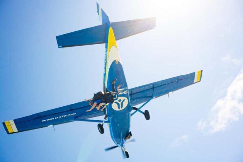 Melbourne: Tandem Skydive Experience over St. Kilda Beach - An In-Depth Look at the Experience