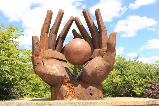 Memento Park Entrance Ticket - Key Points