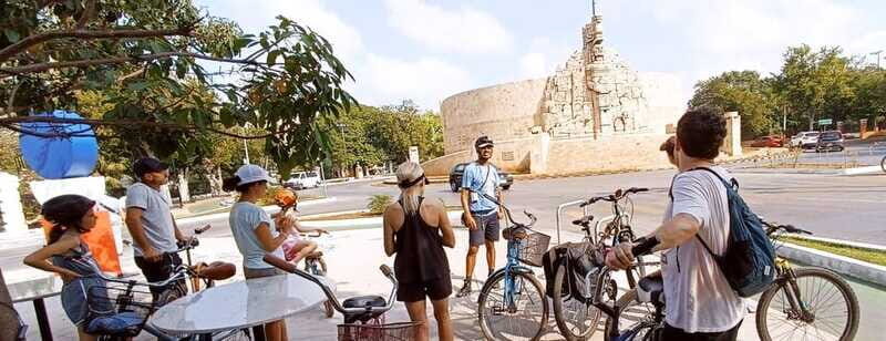 Mérida: Montejo Boulevard and Historic Center bike tour - The Sum Up