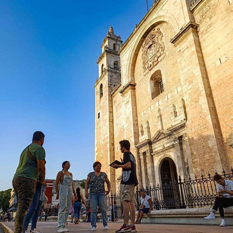 Mérida Walking Tour with Drink & Snacks - Frequently Asked Questions