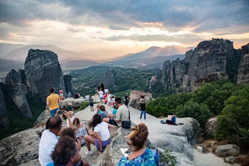 Meteora: Majestic Sunset Tour & Monasteries with Local Guide - A Deep Dive Into the Meteora Sunset & Monasteries Tour