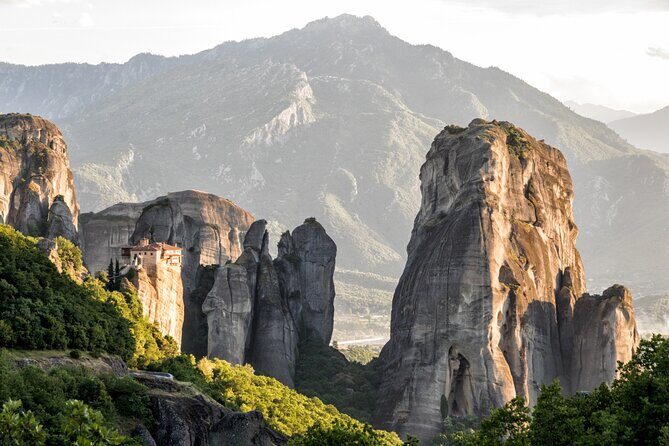 Meteora: Monasteries Tour with Lunch and Athens Transfer Option - FAQ