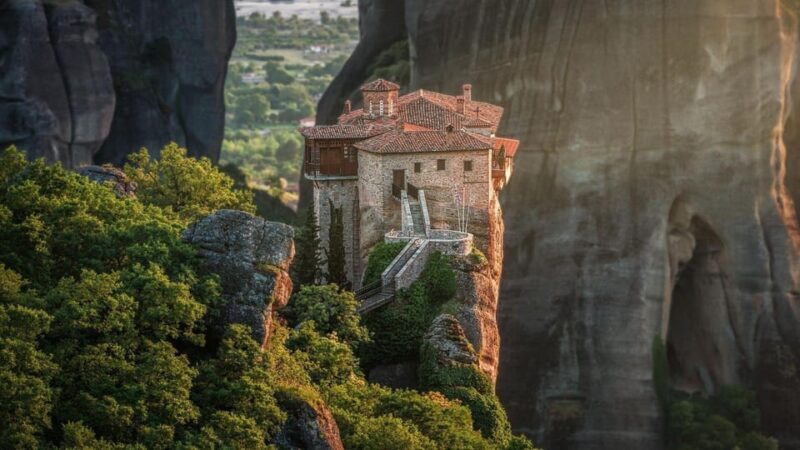 Meteora: Morning Monasteries Tour with Photo Stops - Exploring the Meteora Monasteries: A Practical Review of the Morning Tour