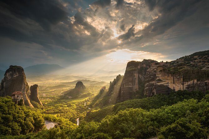 Meteora Tour: Monasteries, Lunch & Optional Athens Transfer - Authentic Experiences from Reviewers