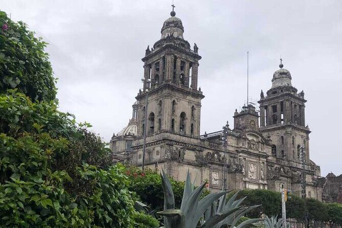 Metropolitan Cathedral Tour Heart of Mexico City - Key Points