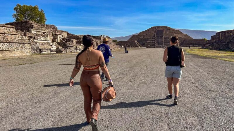 Mexico City: Afternoon Tour to Teotihuacan - Transport & Group Size