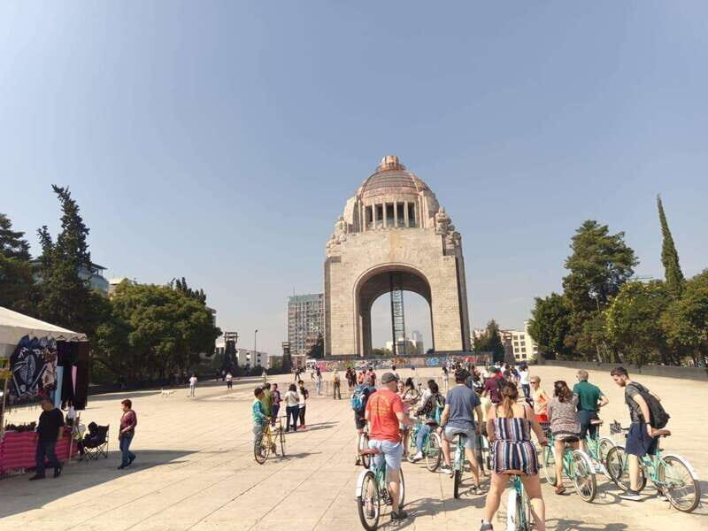 Mexico City: Art Naco, murals & street art bike tour - What to Expect During the Tour