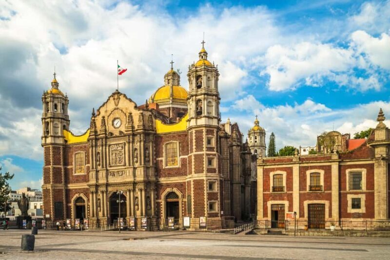 Mexico City: Basilica of Our Lady of Guadalupe Private Tour - The Value of a Private Guide